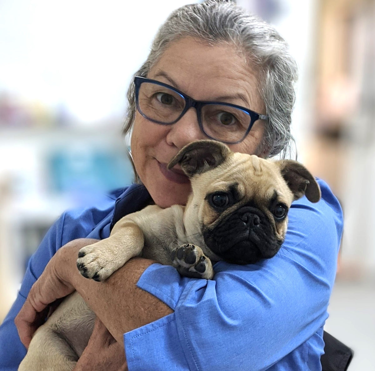 Dr Lisa Deering – Vets Love Pets
